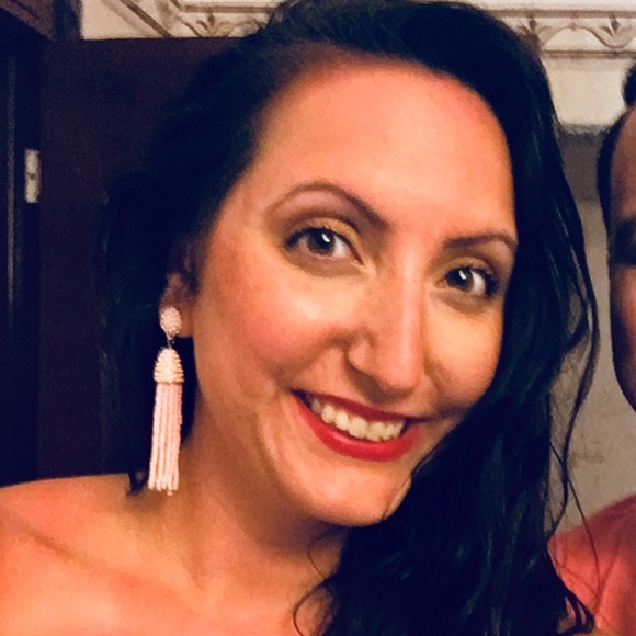 Justine's Closet (@jzinskie) | Poshmark